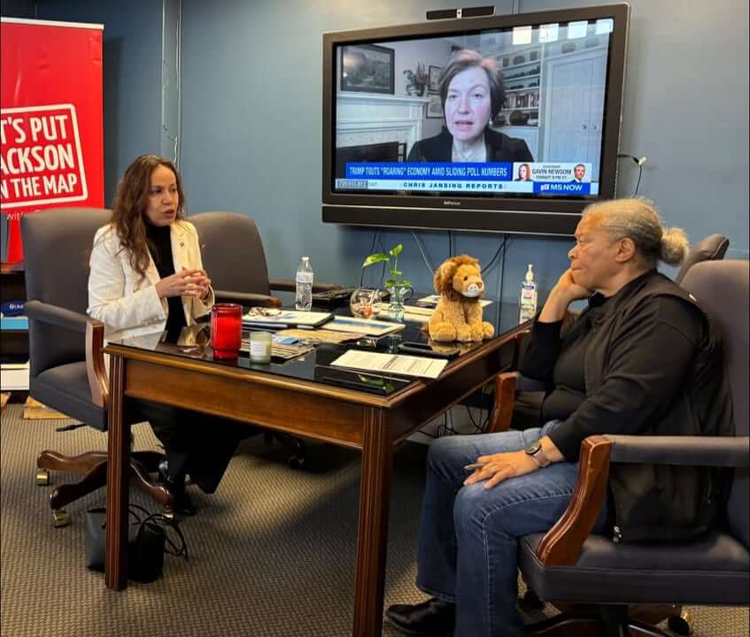 Jackson police meet Jackson Advocate correspondent | Mississippi News Group